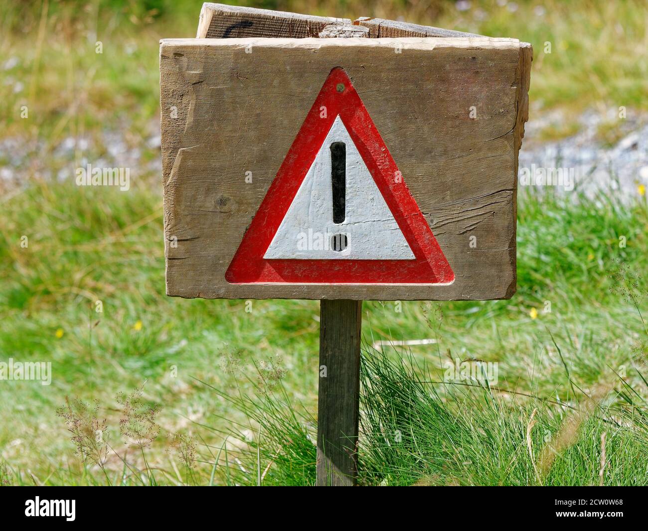 Road sign red triangle exclamation hi-res stock photography and images ...