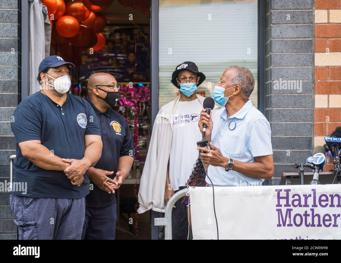NYS Senator Robert Jackson attends Harlem Mothers SAVE Commemorate ...