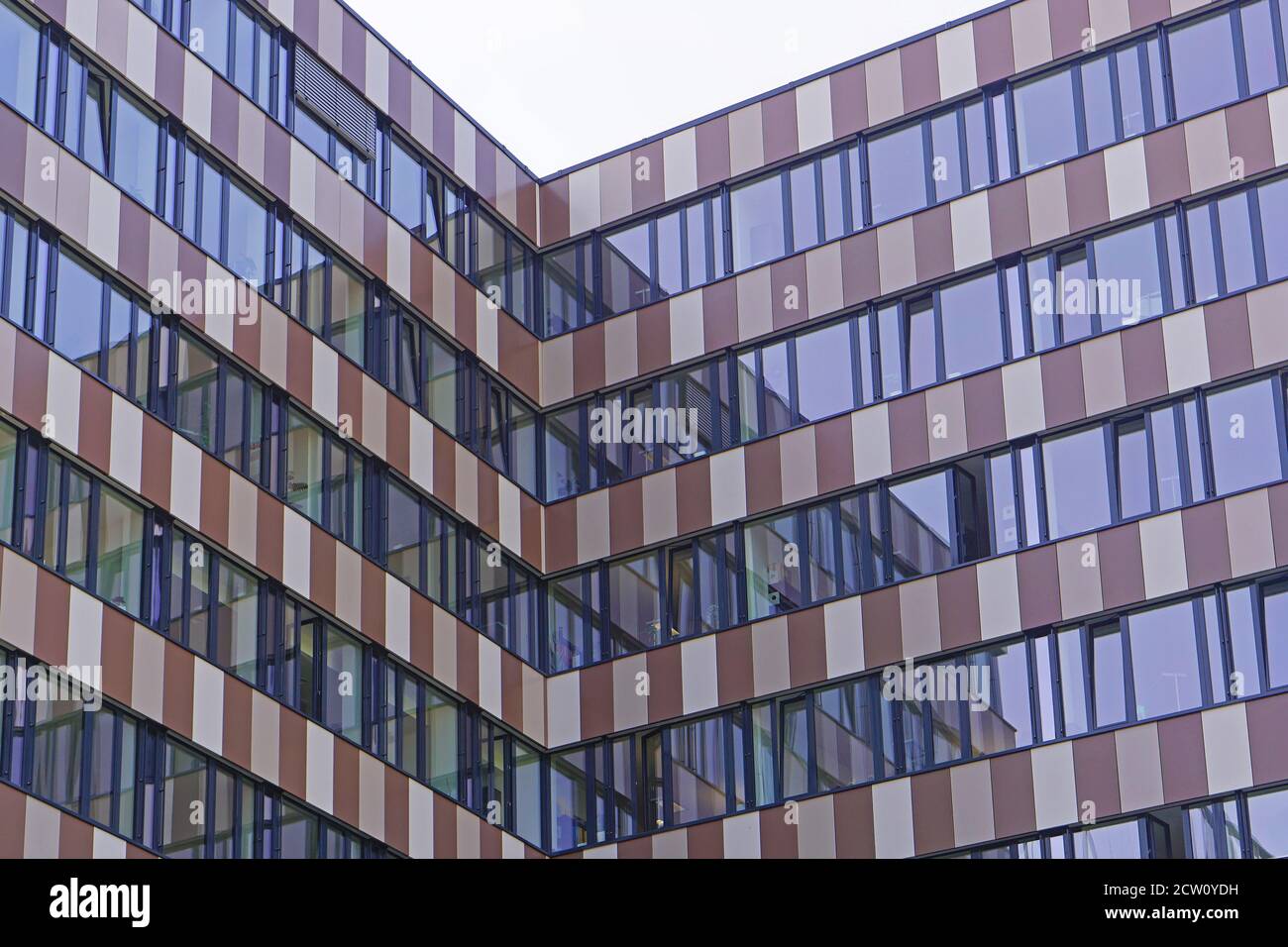 Windows and facade at modern office building exterior Stock Photo - Alamy