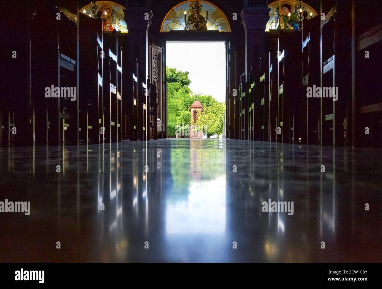 Chapel architecture inside religious cathedral hi-res stock photography ...