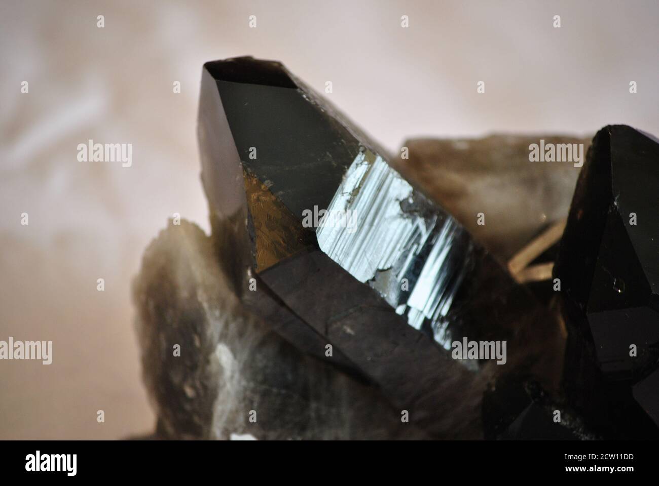 Smoky crystal hi-res stock photography and images - Alamy