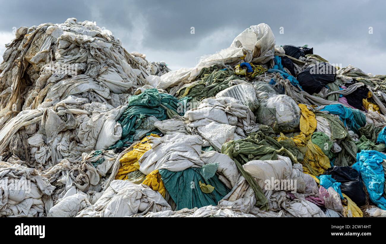 recycling garbage, garbage sorting, waste sorting plant Stock Photo - Alamy