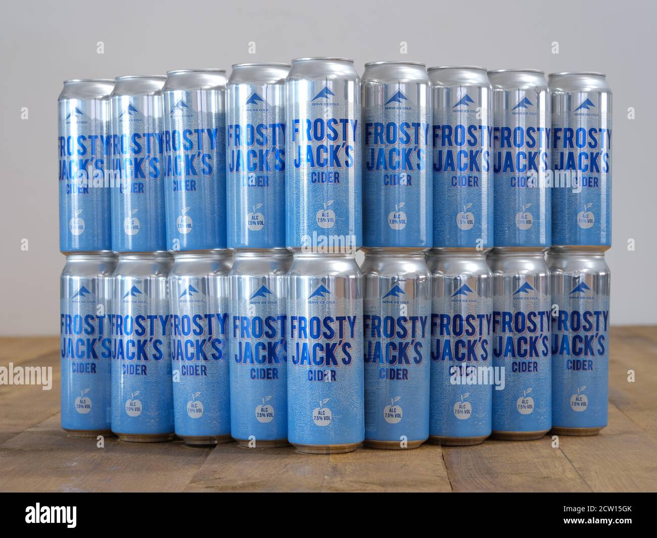 Tins of Frosty Jack's 7.5 % Volume Cider Stock Photo - Alamy