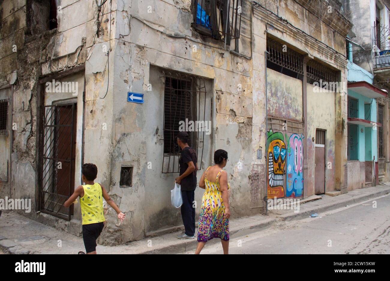 Child poverty caribbean hi-res stock photography and images - Alamy