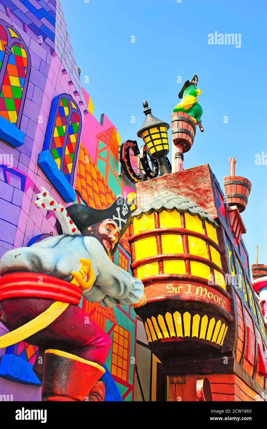 Pirate ship tableau in Blackpool illuminations Stock Photo - Alamy