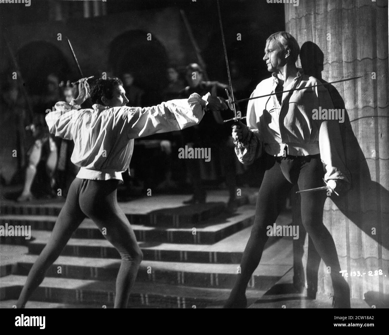 TERENCE MORGAN and LAURENCE OLIVIER in the Duel Scene in HAMLET 1948 ...