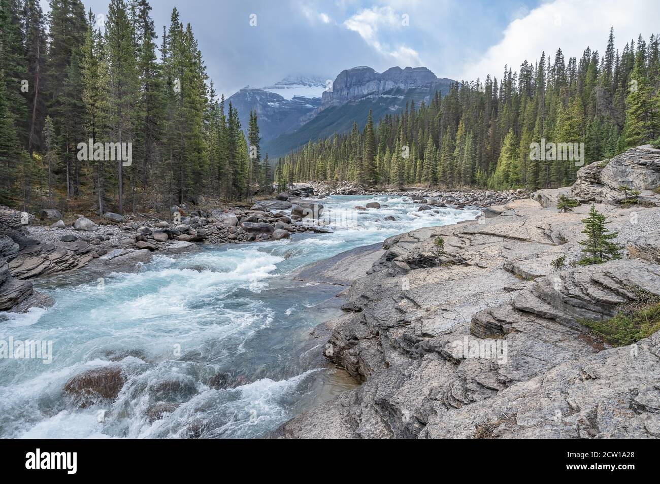 Mistaya River with Mount Sarbach and Epaulette Mountain in Banff ...