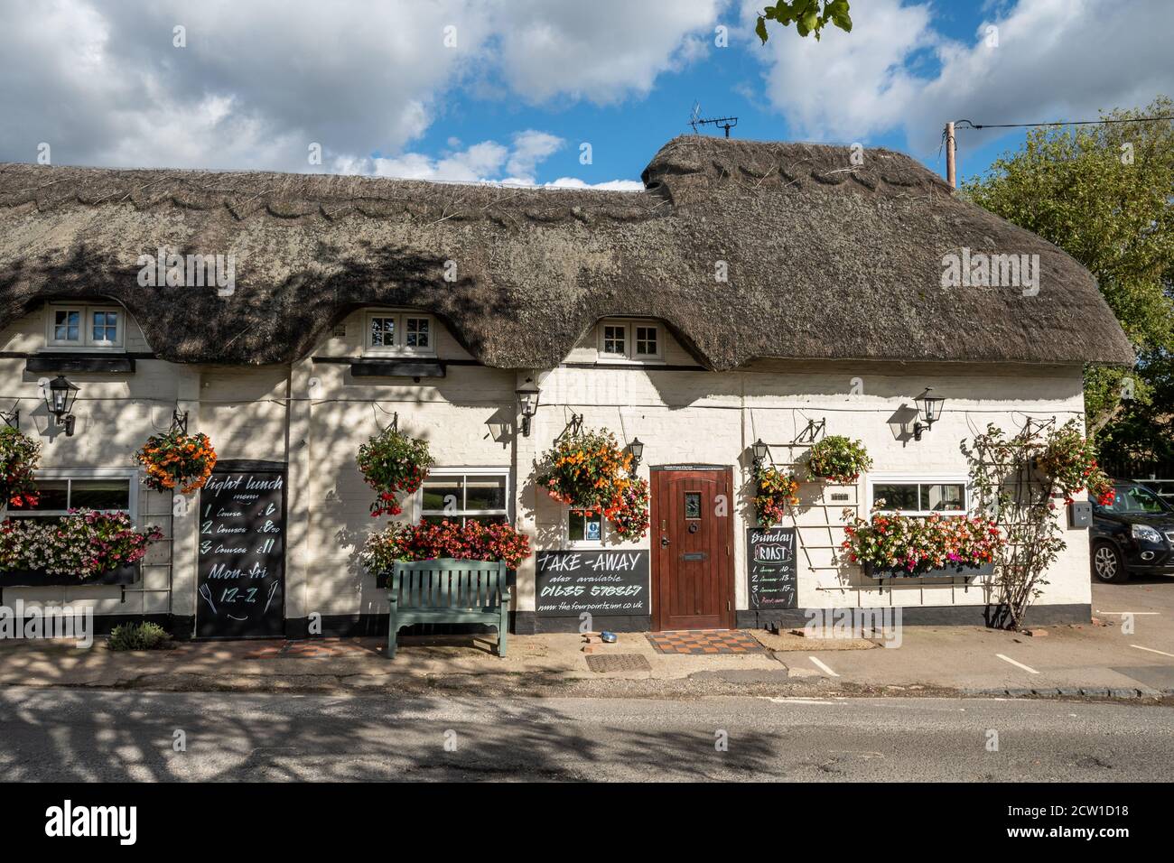 The Four Points Inn, a village pub and restaurant in Aldworth ...