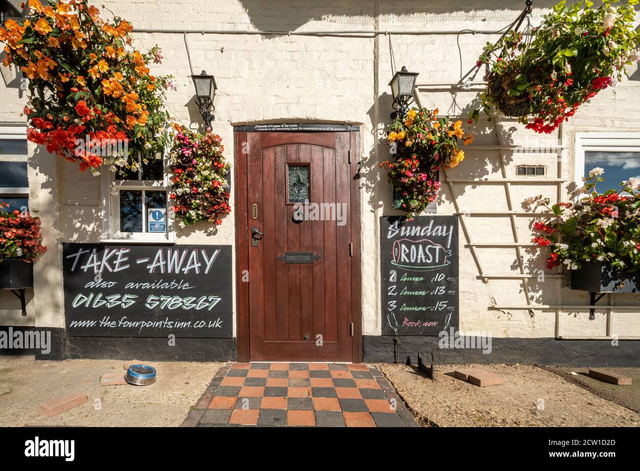 The Four Points Inn, a village pub and restaurant in Aldworth ...