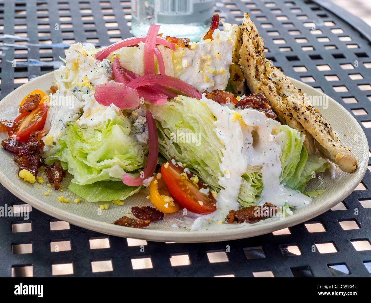 Salad plate hi-res stock photography and images - Alamy