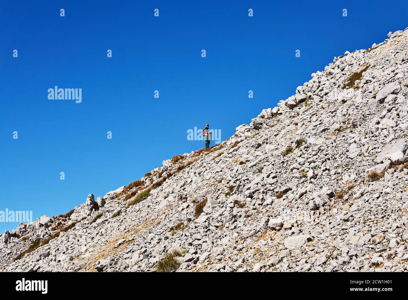 Steep and rocky slope hi-res stock photography and images - Alamy