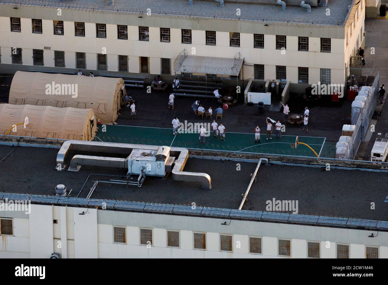 Correctional facility mask hi-res stock photography and images - Alamy