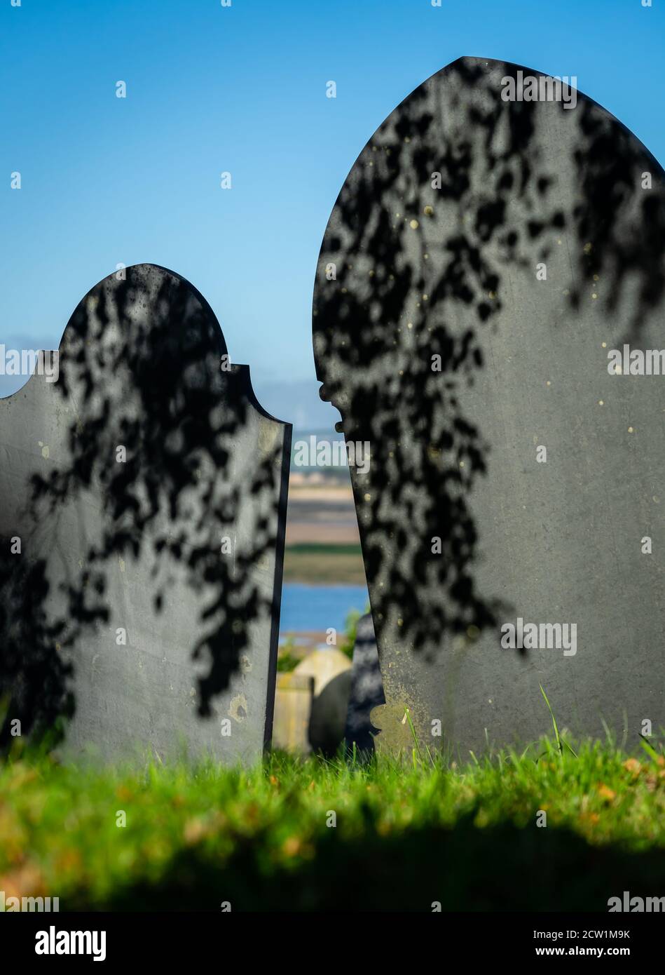 Two graves hi-res stock photography and images - Alamy
