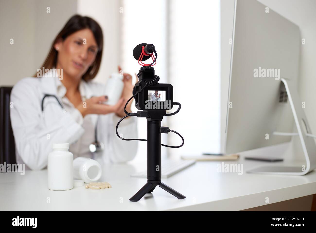 Doctor vlog hi-res stock photography and images - Alamy