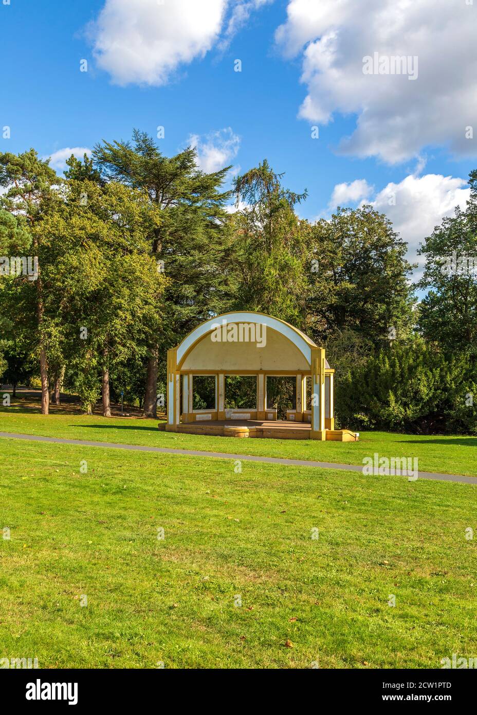 Brinton Park Kidderminster on a sunny but windy day Stock Photo - Alamy