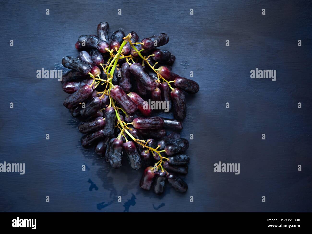 Moon drop grapes hi-res stock photography and images - Alamy