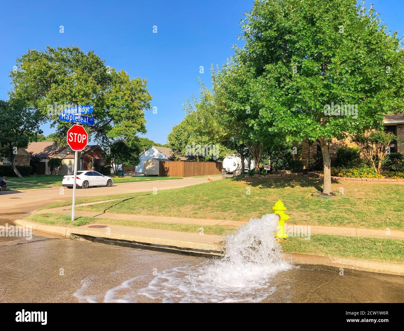 Typical neighborhood area with stop sign near Dallas, Texas, America ...