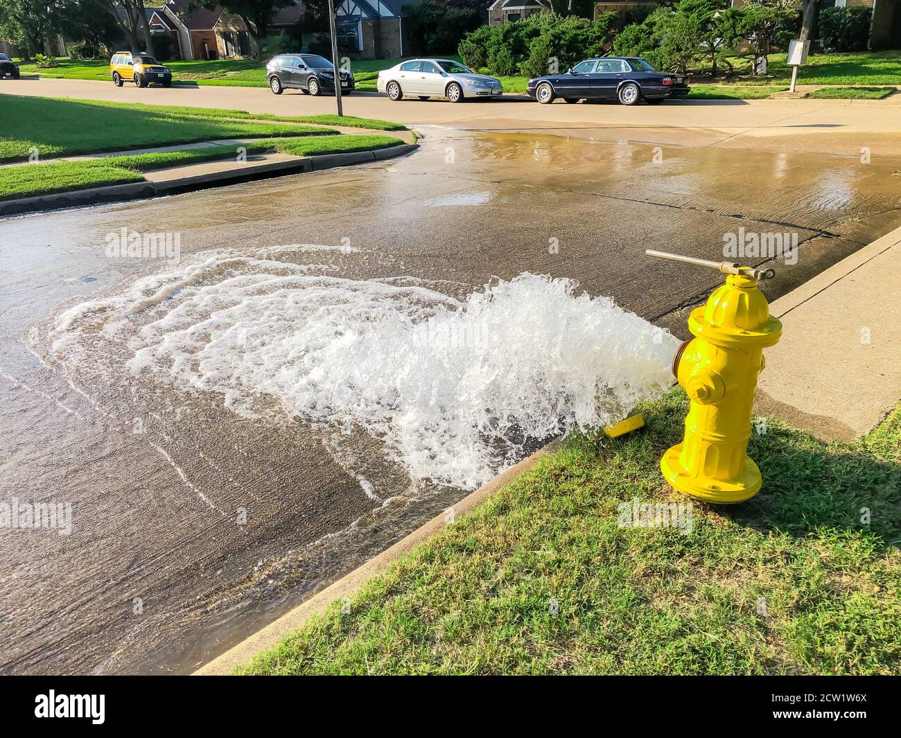 Hydrant testing hi-res stock photography and images - Alamy