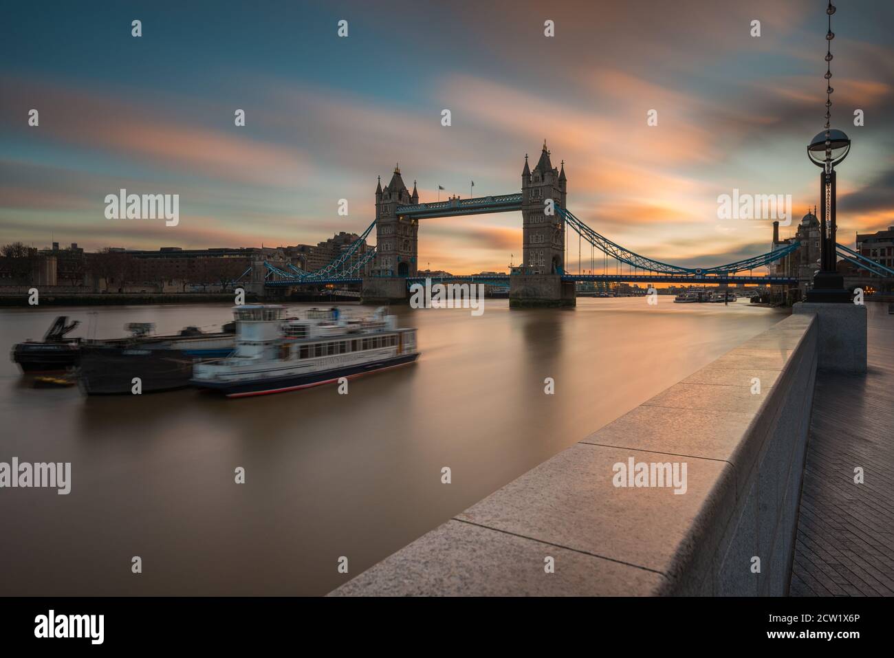 Tower Bridge early in the morning, London, United Kingdom Stock Photo ...