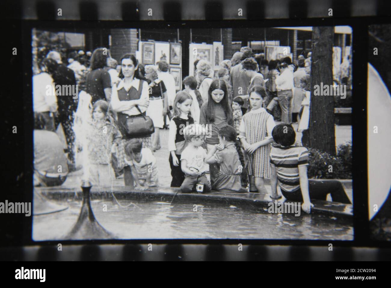 1970s kids in a park hi-res stock photography and images - Alamy