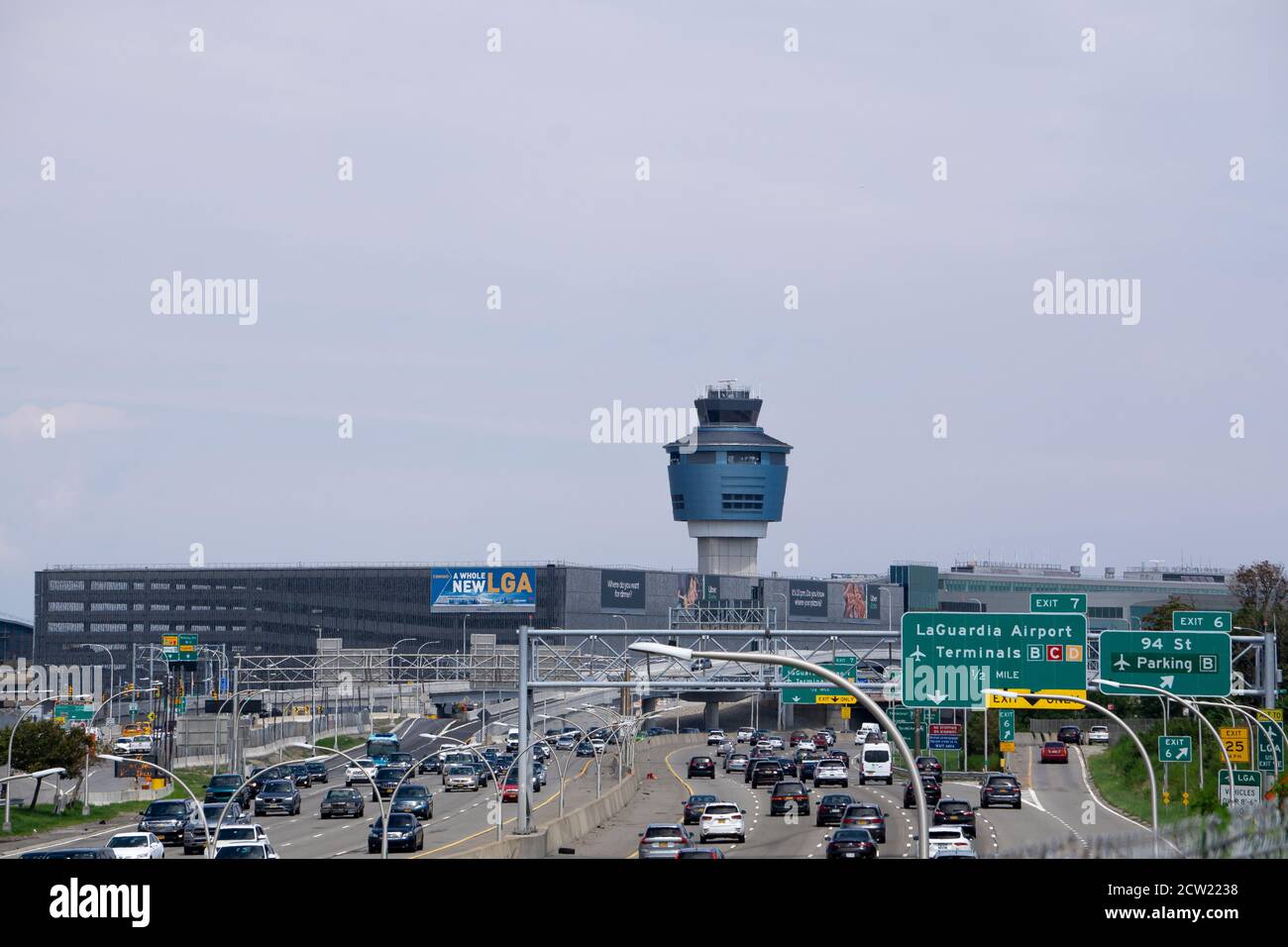 Air traffic control tower at laguardia airport hi-res stock photography ...