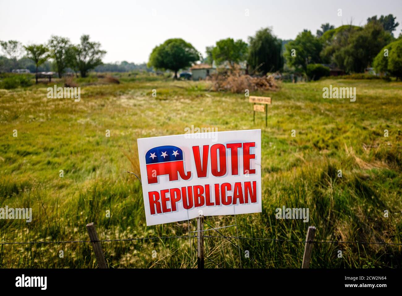 Conservative poster house hi-res stock photography and images - Alamy
