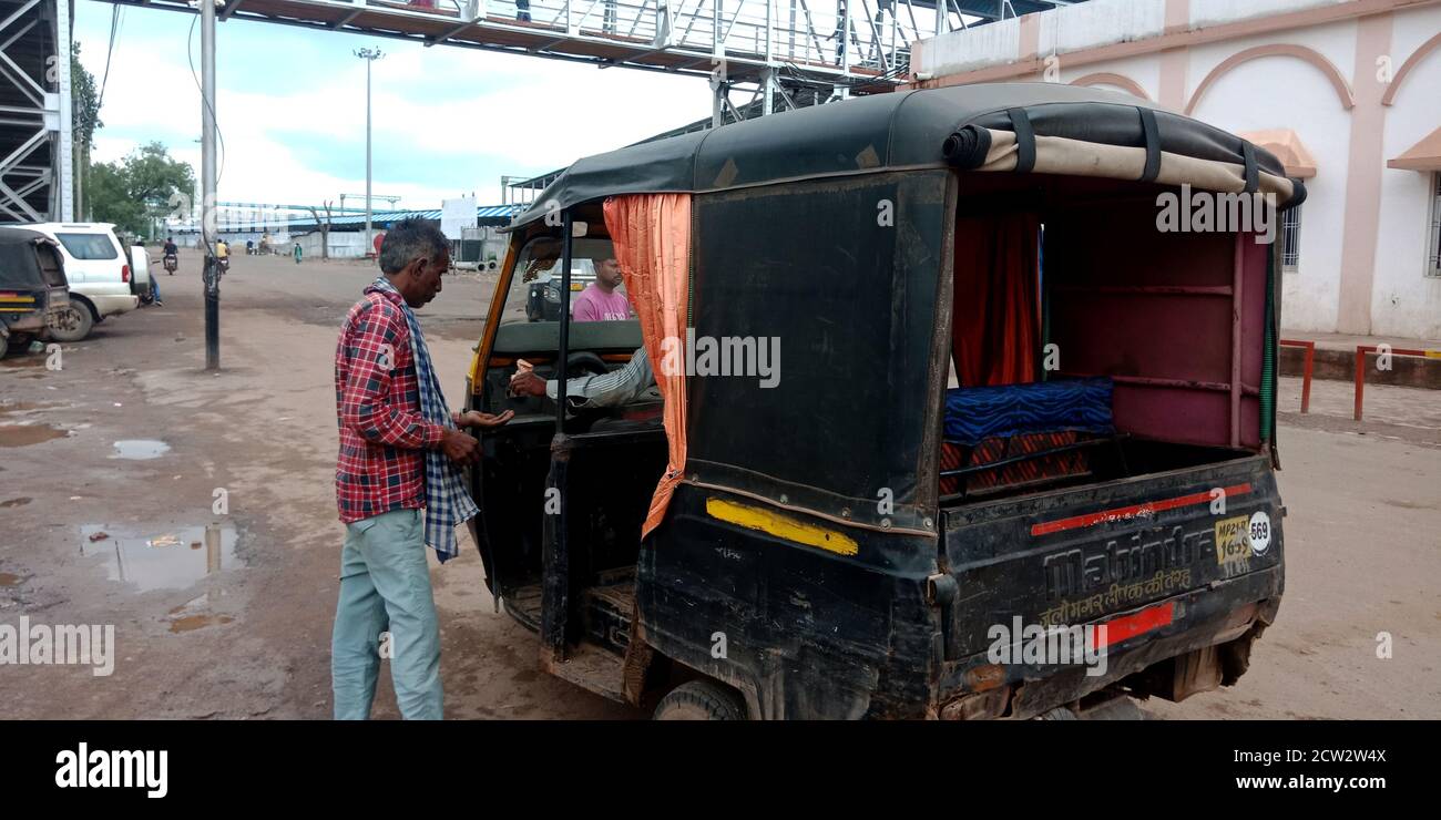 Decorated Indian Rickshaw High Resolution Stock Photography and Images ...
