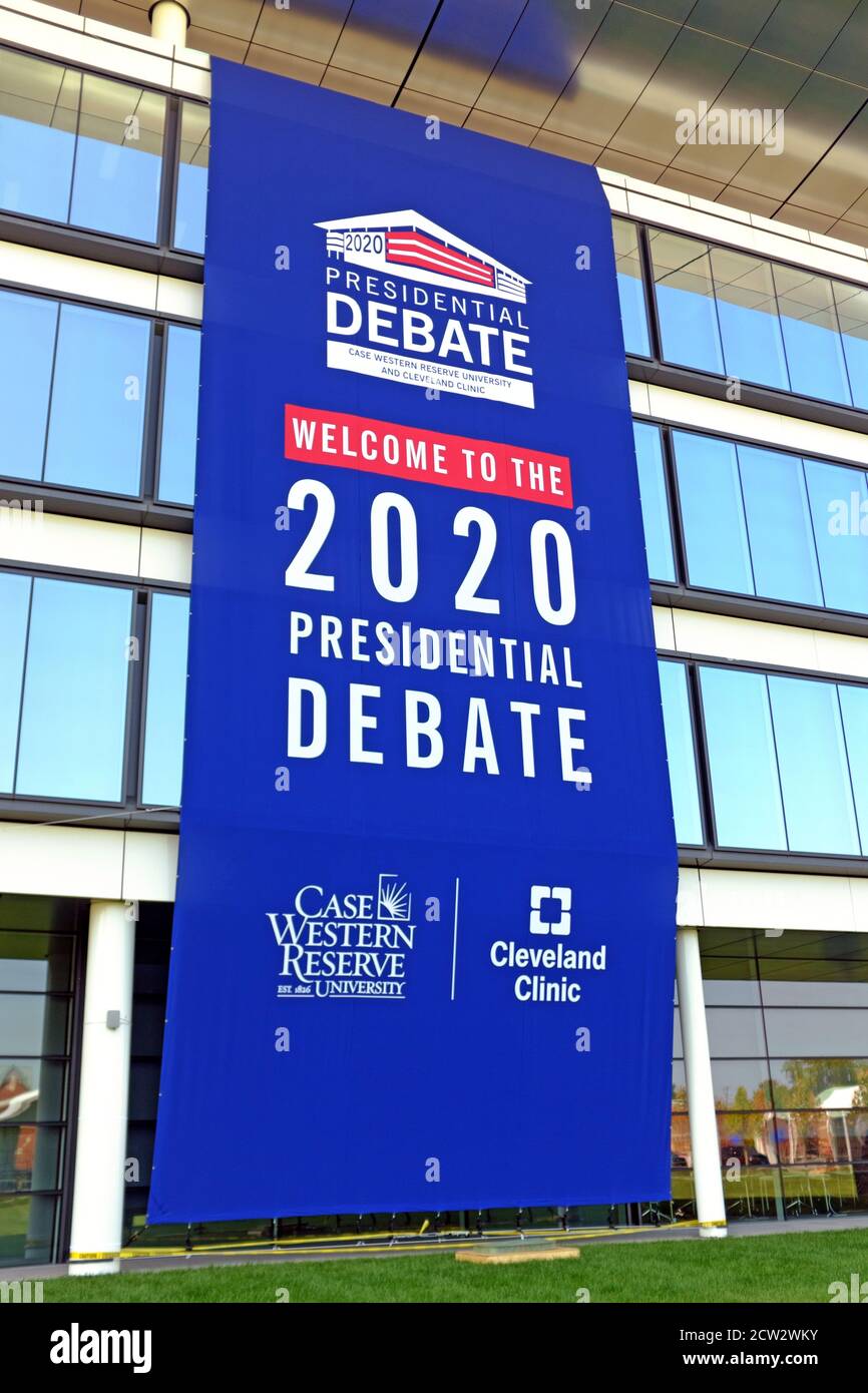 Cleveland ohio presidential debate hi-res stock photography and images ...
