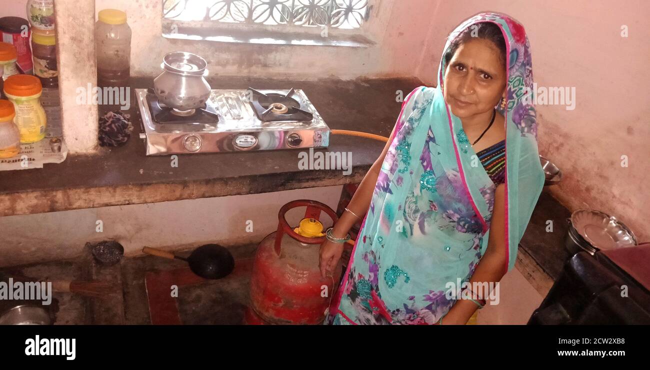 DISTRICT KATNI, INDIA - SEPTEMBER 17, 2019: An indian village poor lady ...