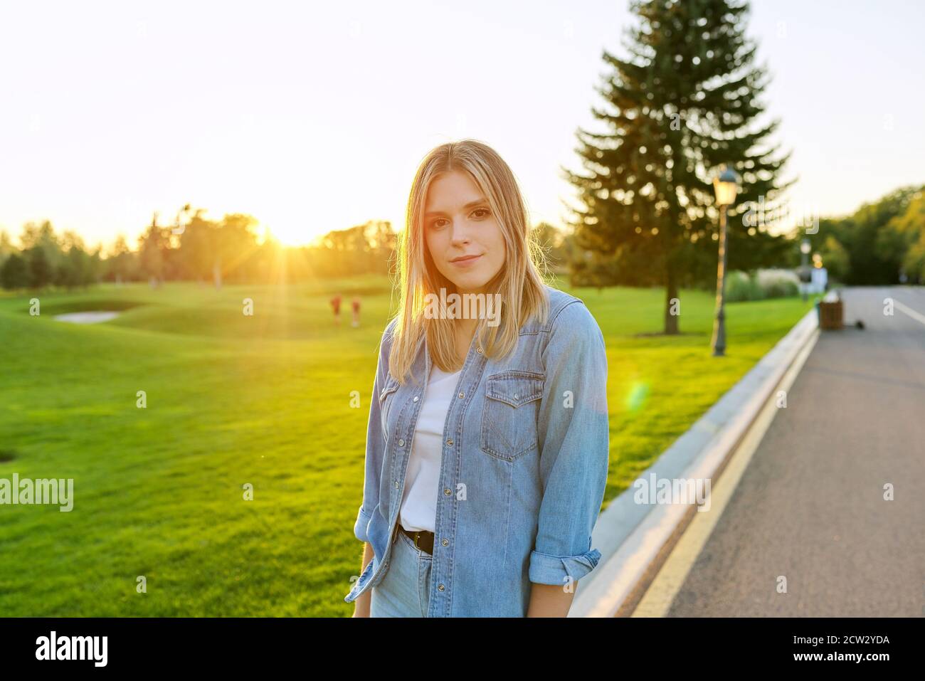19 20 years hi-res stock photography and images - Alamy