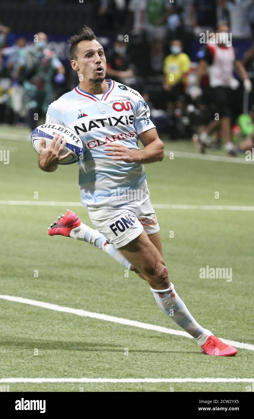 Paris la defense arena rugby hi-res stock photography and images - Alamy