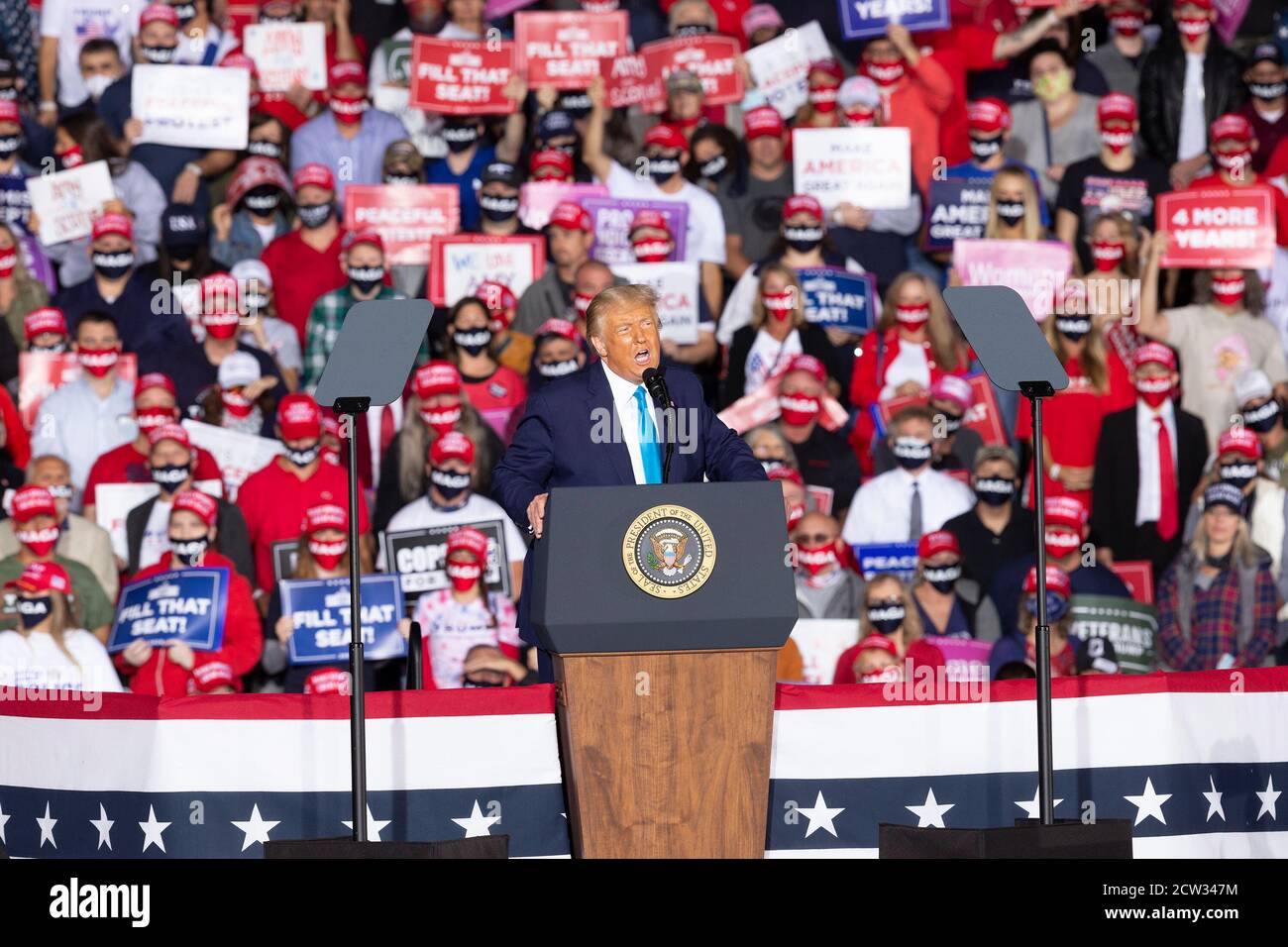 Middletown, United States. 26th Sep, 2020. President Trump speaks to ...