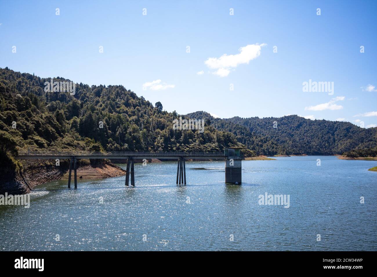 Wairoa Reservoir, Hunua Ranges, New Zealand on a spring day Stock Photo ...