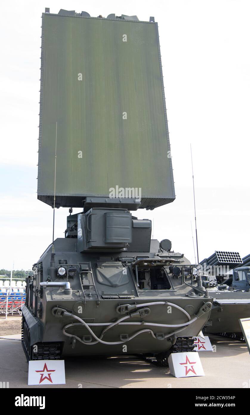 Mobile military radar station hi-res stock photography and images - Alamy