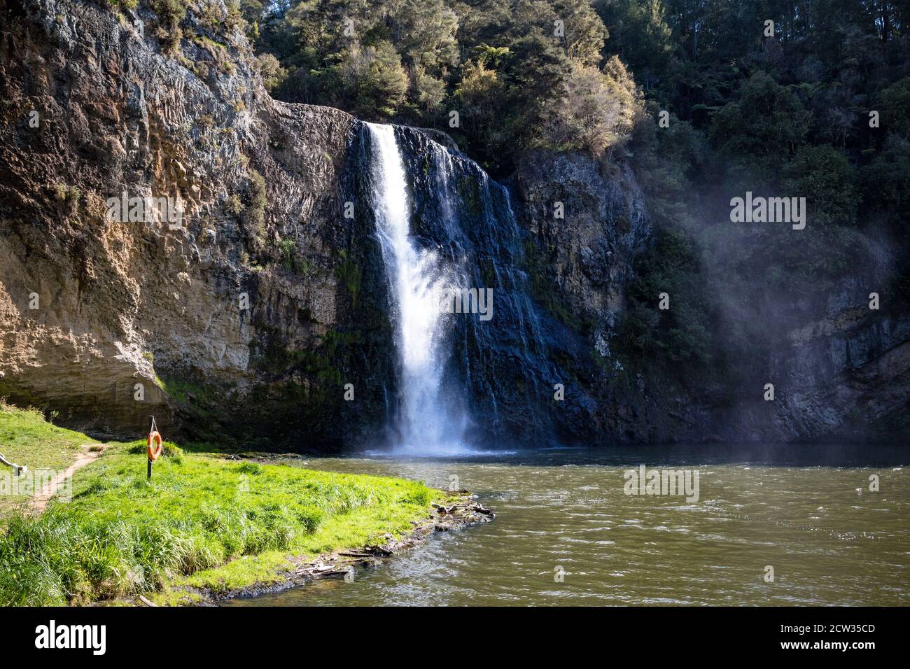 Hunua ranges new zealand hi-res stock photography and images - Alamy