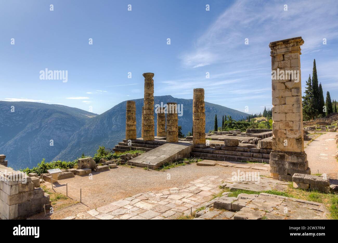 Ruins of the Apollo temple, Delphi, Greece Stock Photo - Alamy