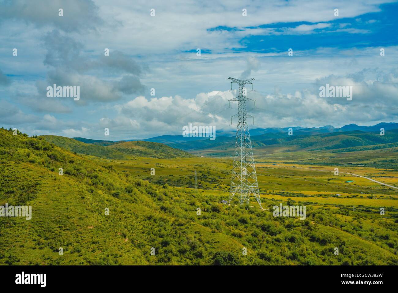 High voltage transmission line china hi-res stock photography and ...