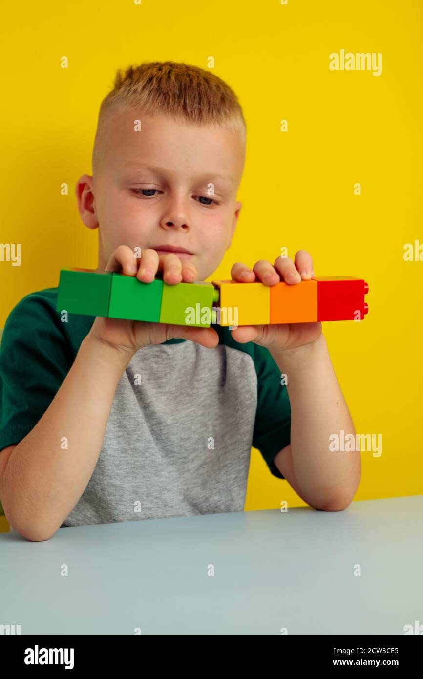 Child counting blocks hi-res stock photography and images - Alamy