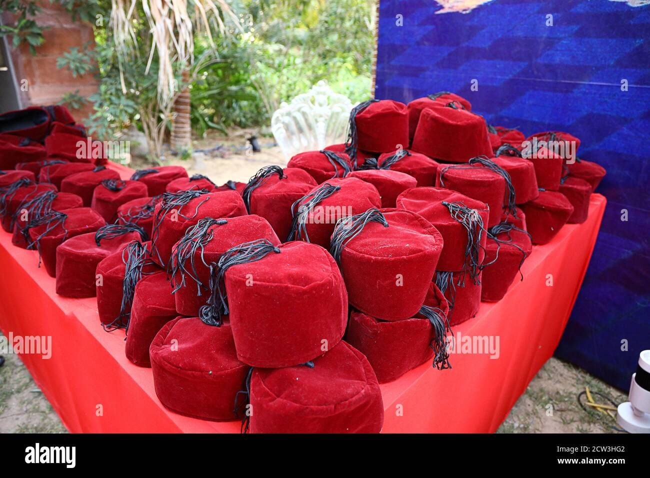 Turkish fez hi-res stock photography and images - Alamy