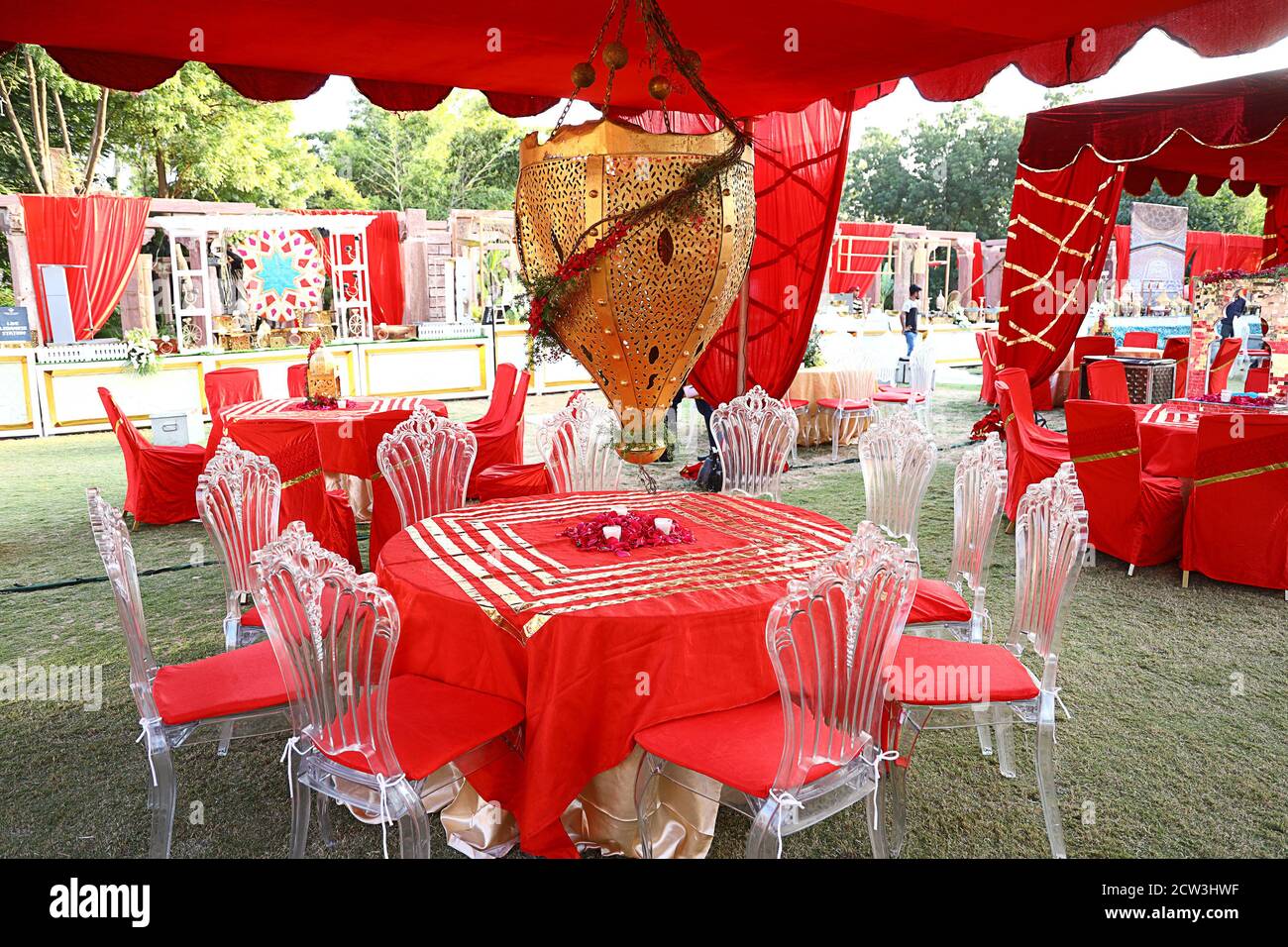 Event setup chairs hi-res stock photography and images - Alamy