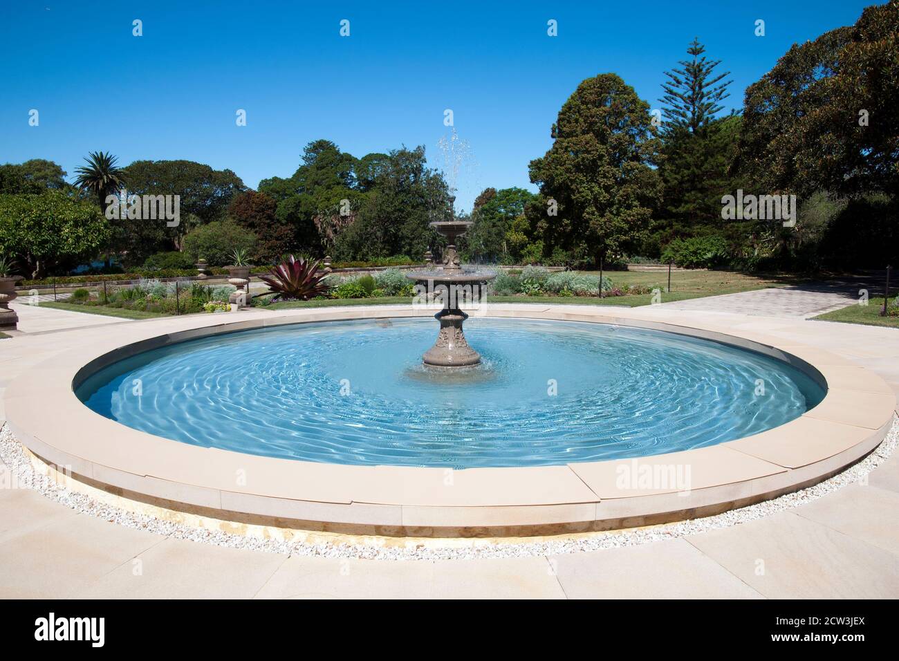 Sydney Australia, fountain a prominent feature in garden Stock Photo ...