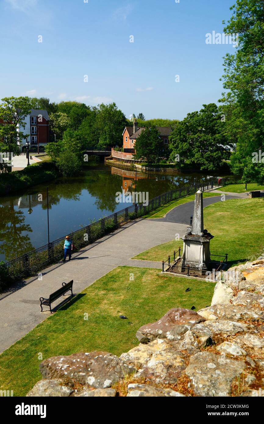 Elevated pathway over river hi-res stock photography and images - Alamy
