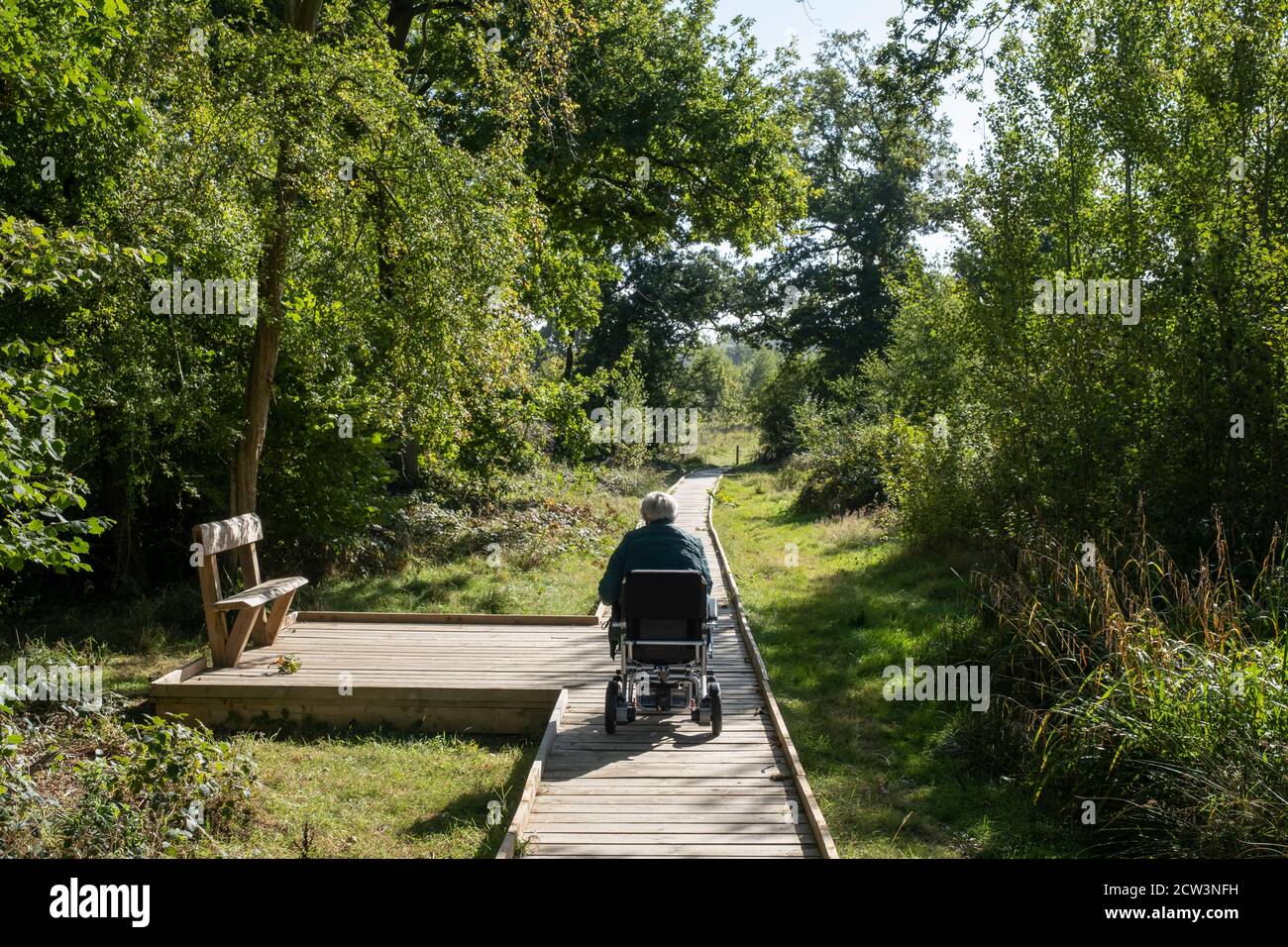 Accessible pathway hi-res stock photography and images - Alamy