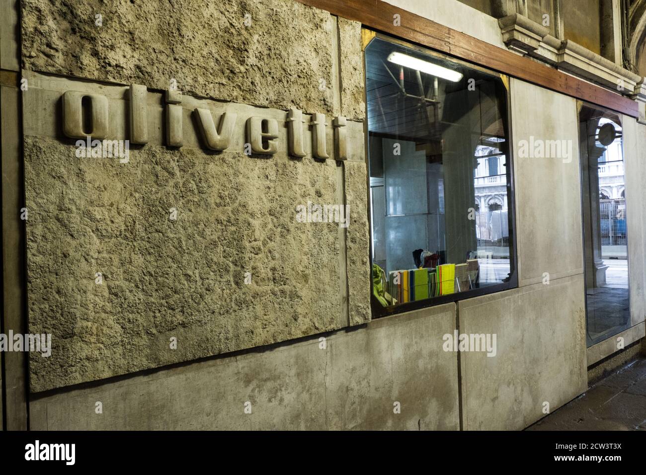 Olivetti showroom hi-res stock photography and images - Alamy