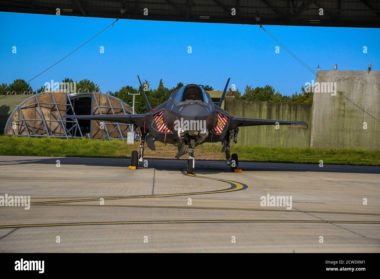 An F-35B Lightning II Joint Strike Fighter assigned to Marine Fighter ...