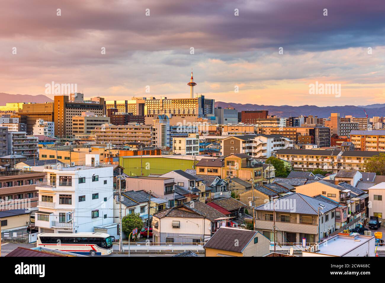 Kyoto station tower hi-res stock photography and images - Alamy