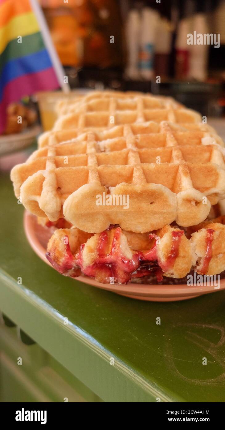 Belgian waffle stand hi-res stock photography and images - Alamy
