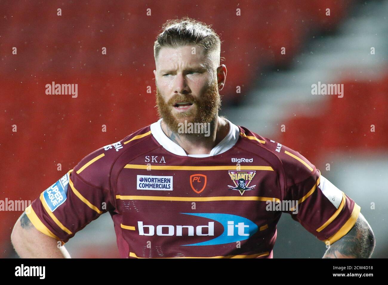 Chris McQueen (34) on debut for Huddersfield Giants Stock Photo - Alamy