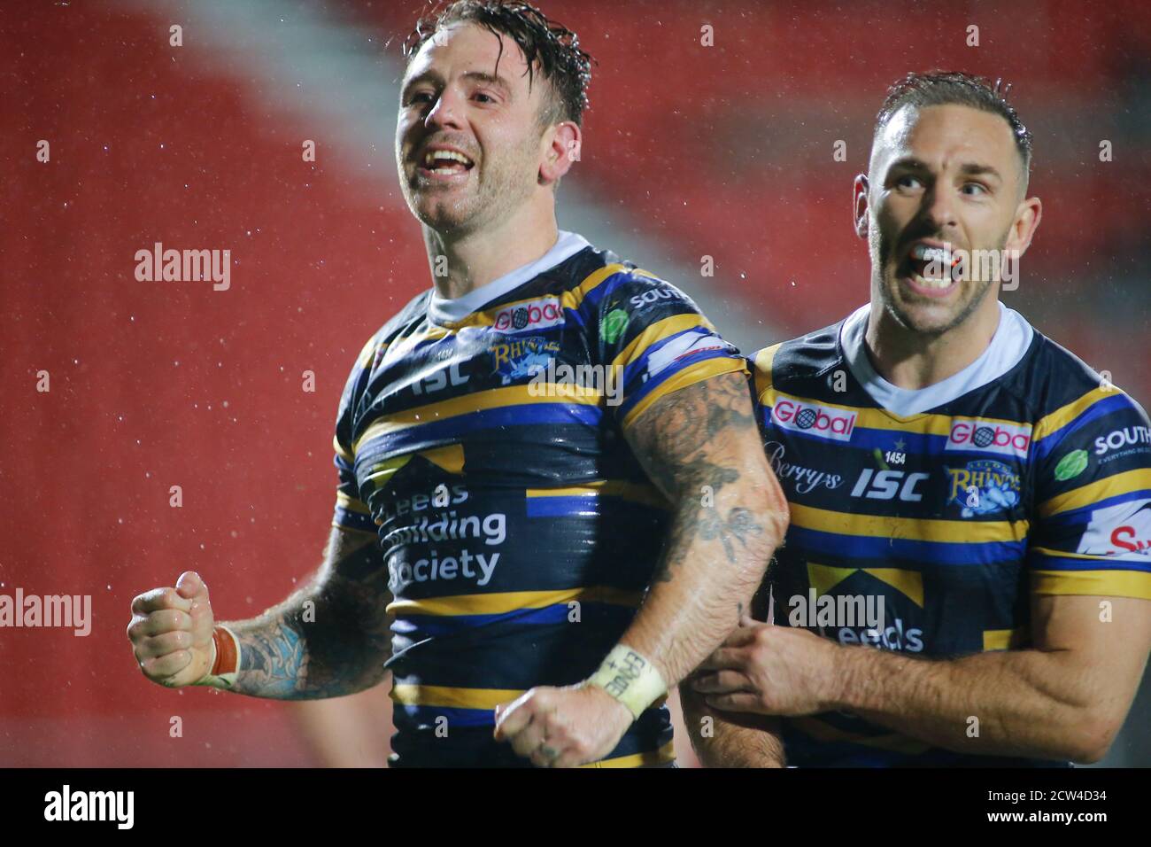 Richie Myler (16) of Leeds Rhinos celebrates his Try alongside Luke ...