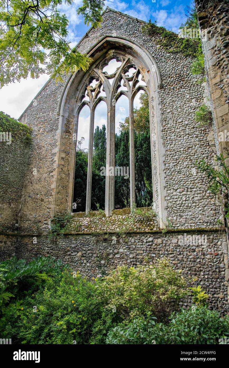 Walsingham abbey remains hi-res stock photography and images - Alamy